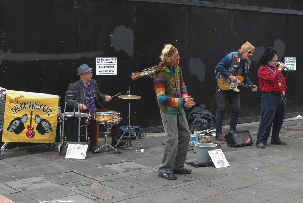 Fans bring buskers to stage - Big Issue North